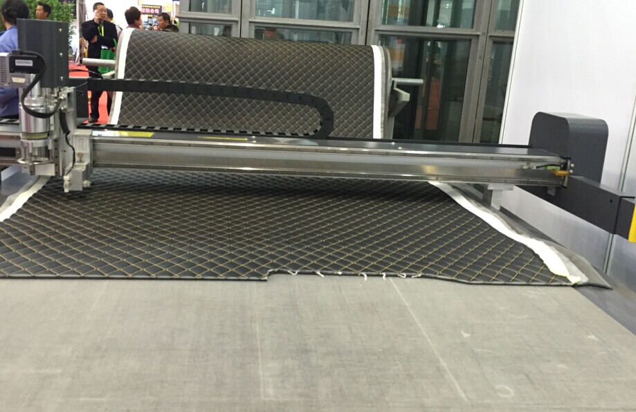 Wire ring mesh car PVC Coil pad cutting machine – corrugated cardboard ...